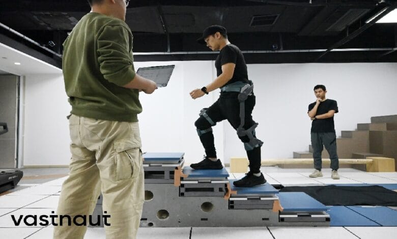 Vastnaut Debuts World’s First AI-Powered 4×4 Exoskeleton for Extreme ...